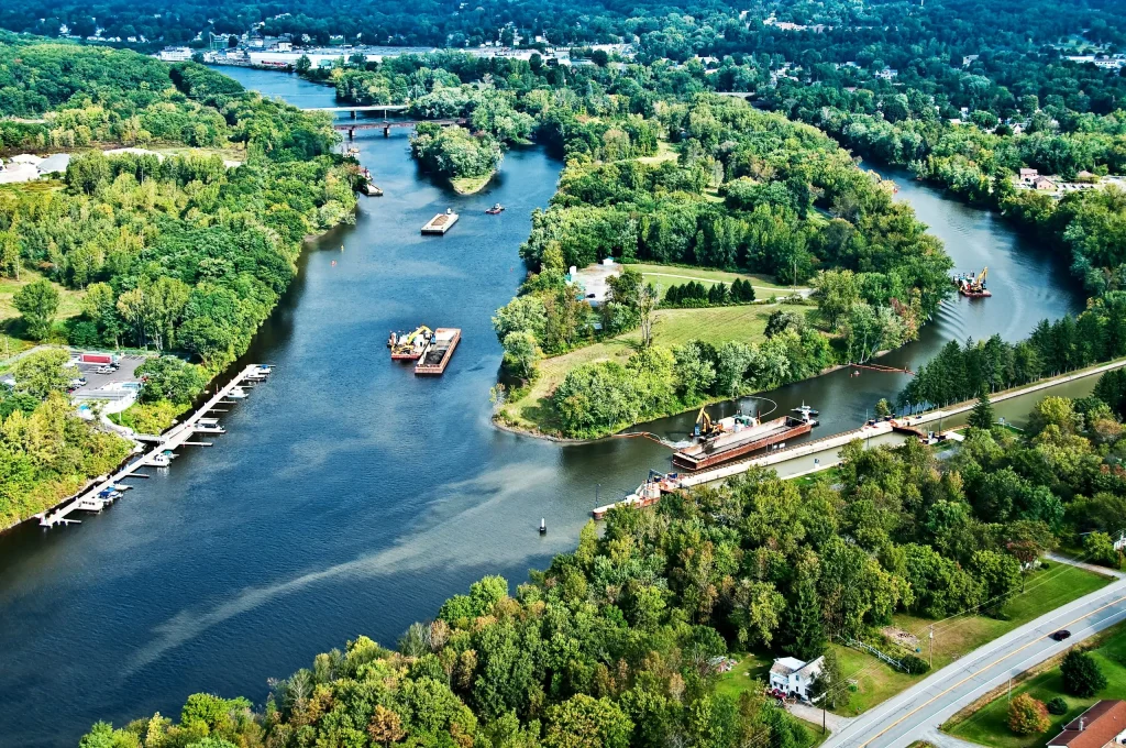 Lally Consulting - Hudson River Cleanup - Phase 1 Contracting and ...